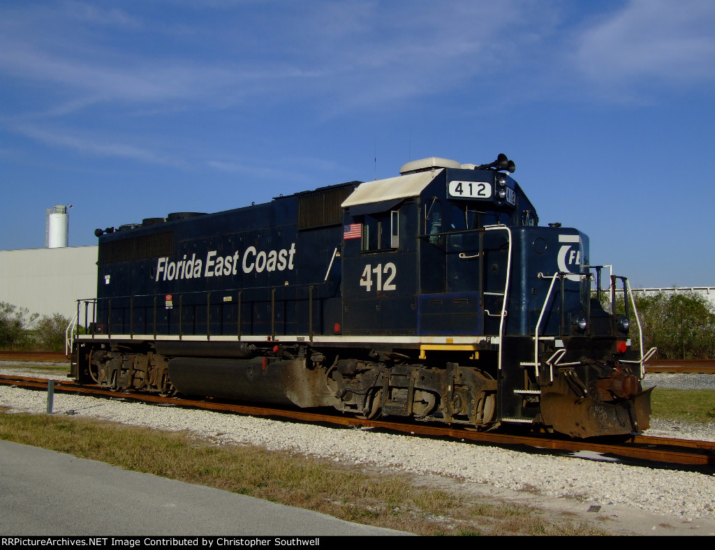 FEC 412 spotted on the north end of the yard